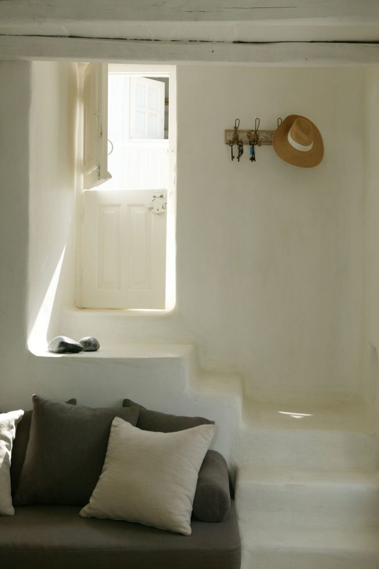 Greek Interior Design Style - Stylish Club