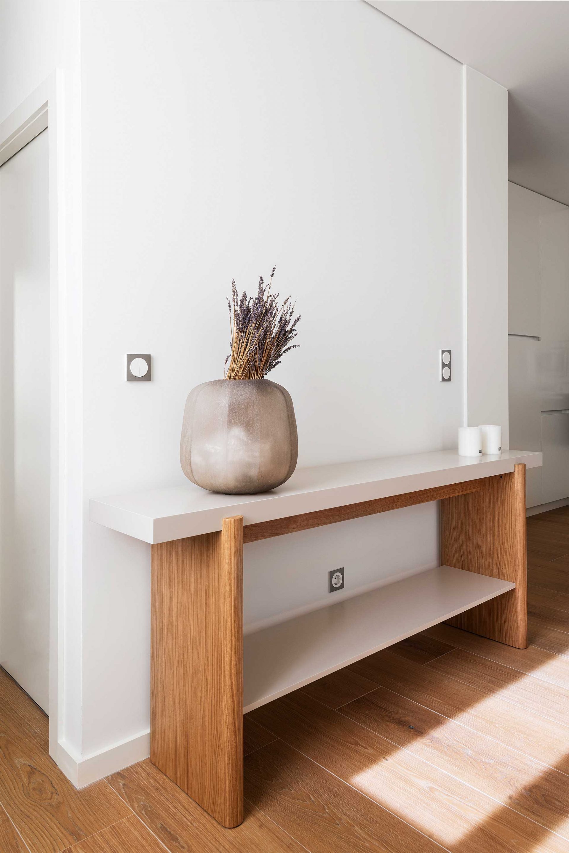 Natur Console - Stylish Club