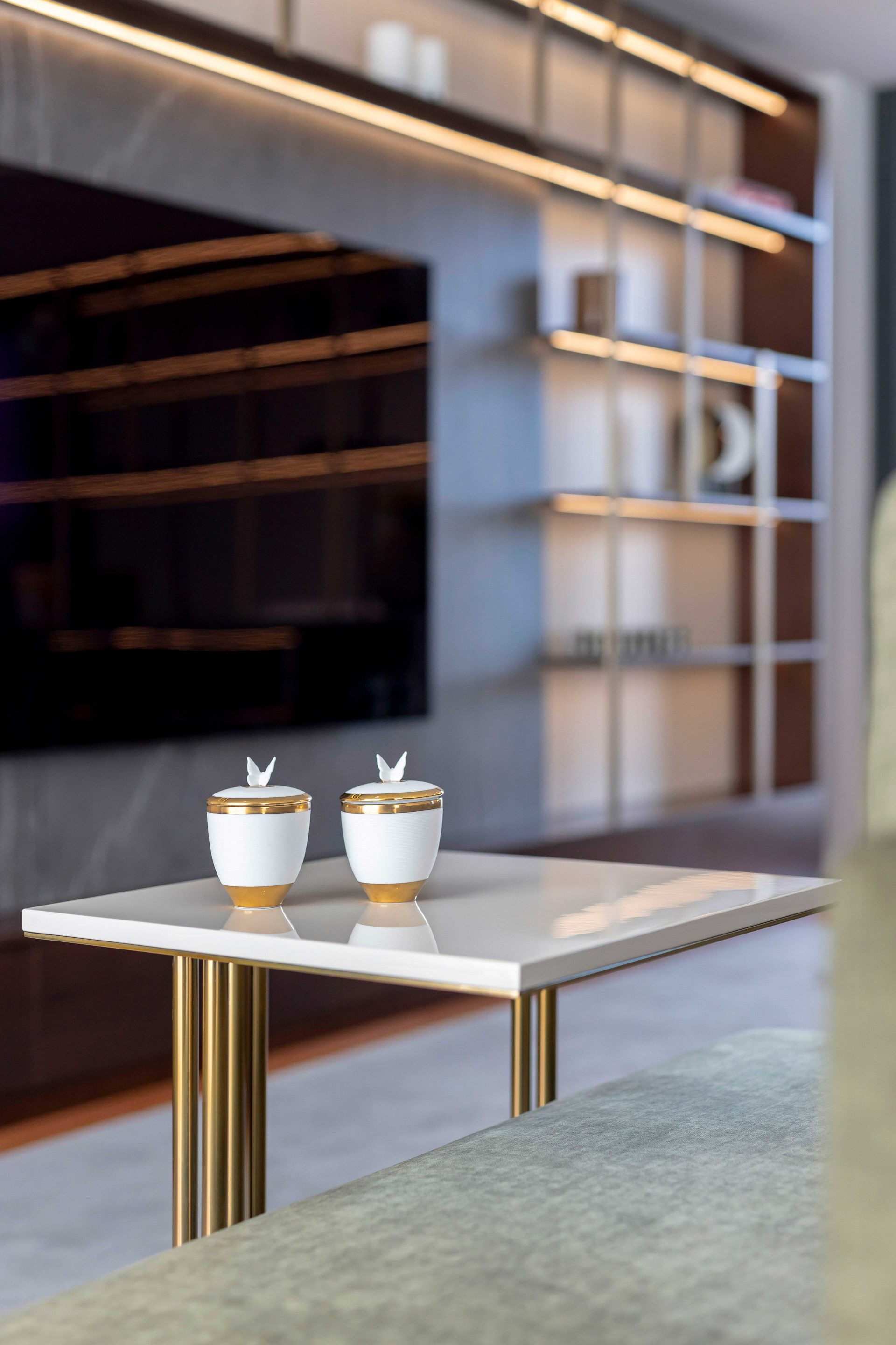 Louise Side Table - Stylish Club