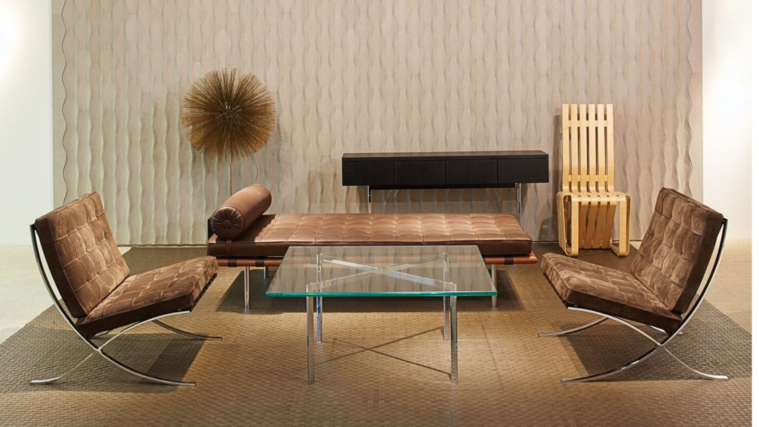 5 Iconic Furniture Pieces by Mies van der Rohe - Stylish Club